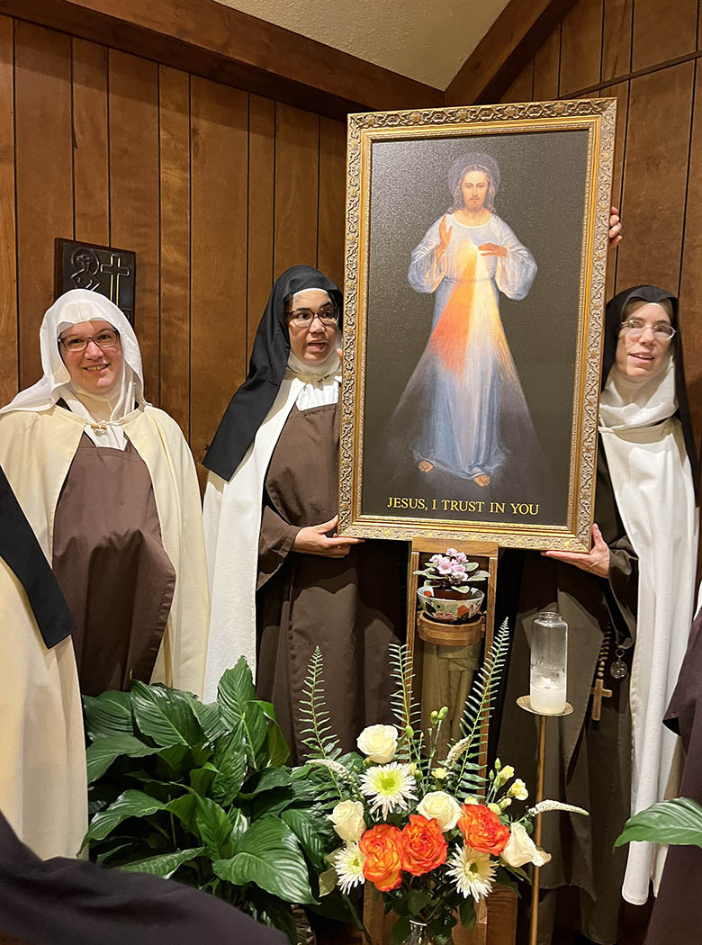 Divine Mercy Images on Canvas, Paper, Vinyl, Wallpapers – MercyImages.com